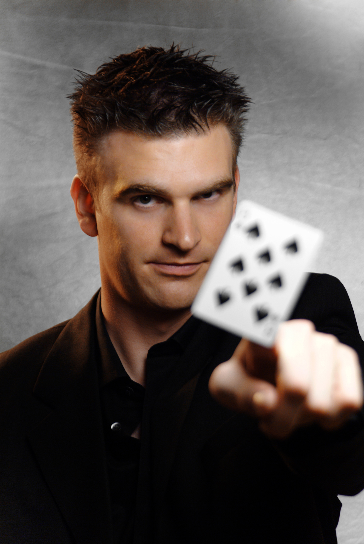 Zauberer München – Magie, Close-Up, Tischzauberei, Events